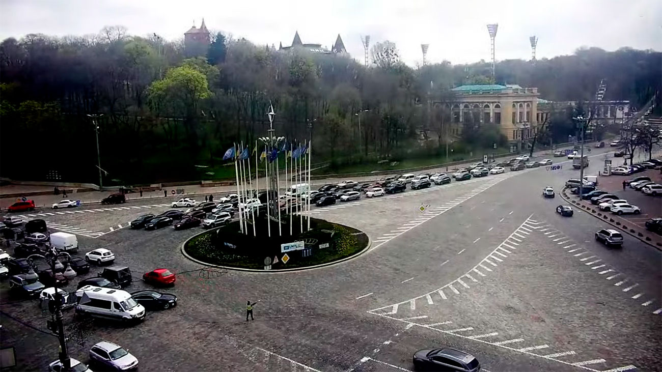 Live Stream - European Square , Kiev - HD Camera